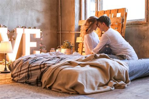 Wil Je Extra Spanning In De Slaapkamer Ga Dan Vreemd Met Je Eigen Partner Zegt Seksuoloog