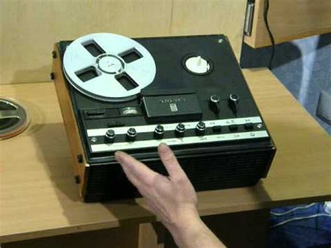 Катушечный магнитофон Соната-308 в работе. Часть 1 - YouTube
