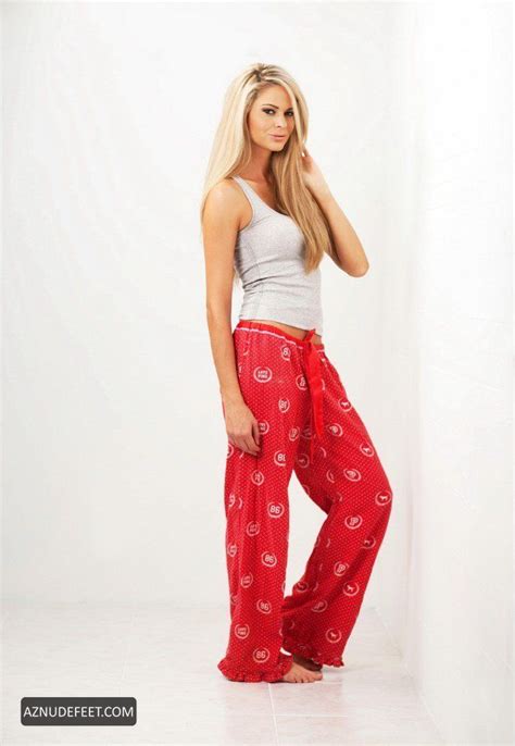 Beth Williams Feet Aznudefeet