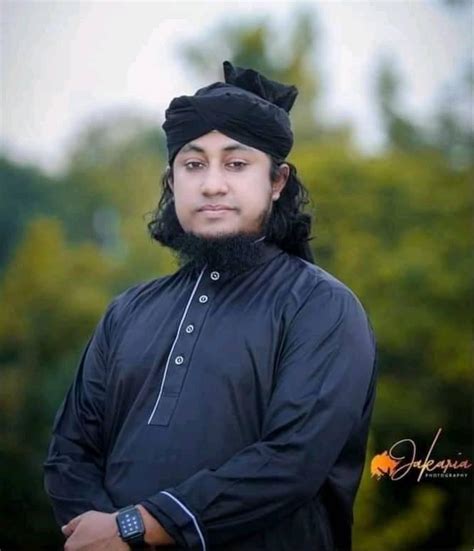 মুফতী গিয়াস উদ্দিন আত্ব তাহেরী Facebook And Friends গুরুপ Facebook