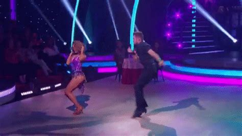 Mira Quien Baila Baile  By Univision Entretenimiento Find And Share