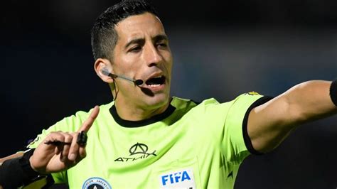 Yael Falcón Pérez Fue Designado Como árbitro Para River Boca Los Otros Jueces Elegidos Para La