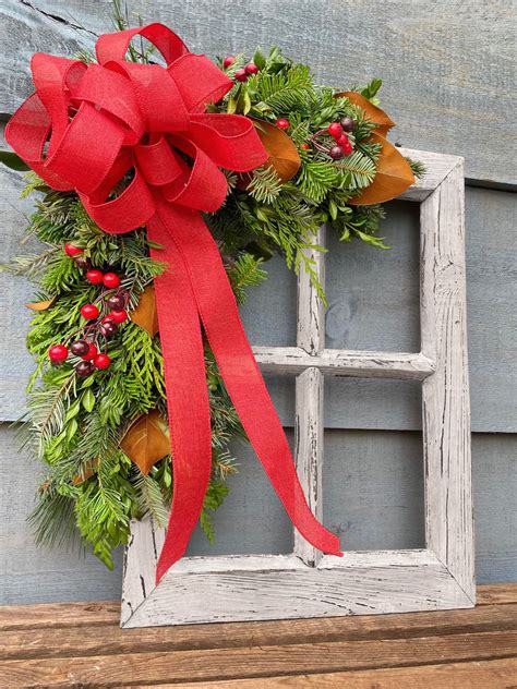 Festive Window Diy The Watering Can Flower Market