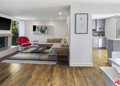 865 S Bundy Dr Los Angeles Ca 90049 Redfin