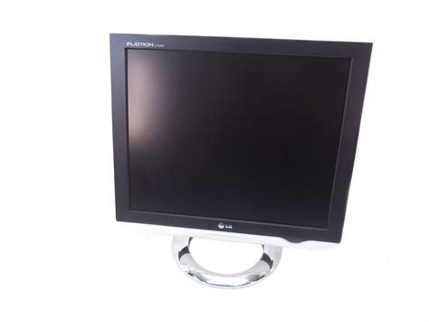 Монитор TFT 17" LG Flatron L1740BQ