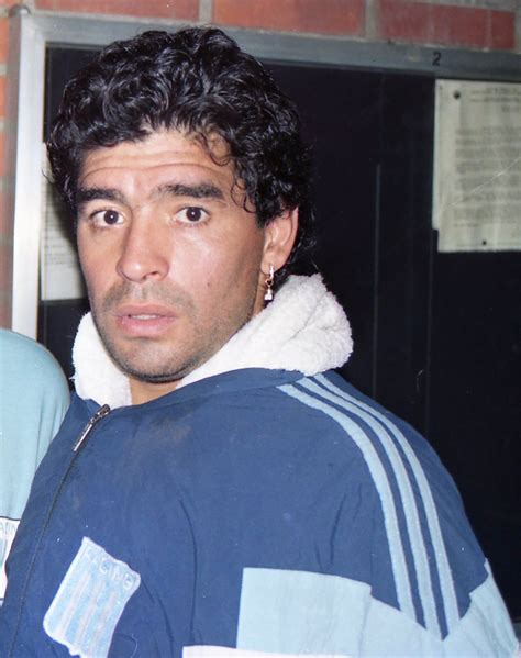 La Increíble Historia De Las Fotos Perdidas De Maradona En Racing Que