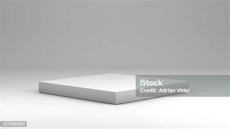 제품을 표시하는 중립적 배경에 흰색 사각형 연단 생활필수품에 대한 스톡 사진 및 기타 이미지 생활필수품 흰색 배경 0명 Istock