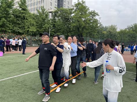 校第四十三届田径运动会（3） 土木工程学院