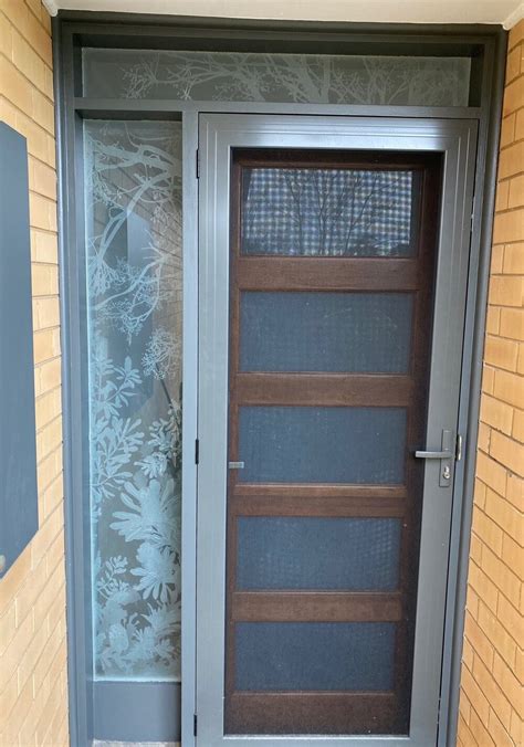 Aurora Glass Sandblasting Sandblasting