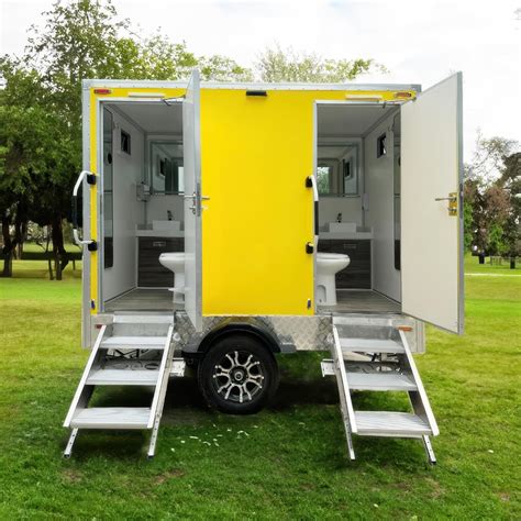 5 Station Portable Restroom Trailer Commercial Use Bathroom