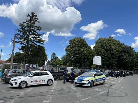 Оставиха в ареста двамата пребили ученици в гимназия в Бяла Слатина