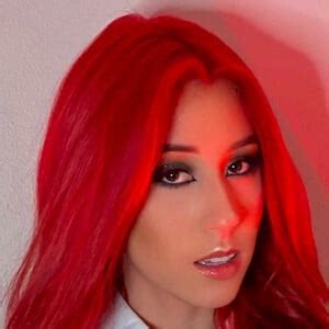 Zoey Di Giacomo Age Family Bio Famous Birthdays