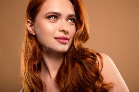 Photo Of Pretty Gorgeous Girl Look Empty Space Model Without Clothes On Beige Color Background