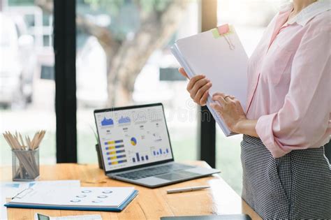 Advisor Financial Business Analytics Woman Analyzing Data Charts Graphs And A Dashboard On