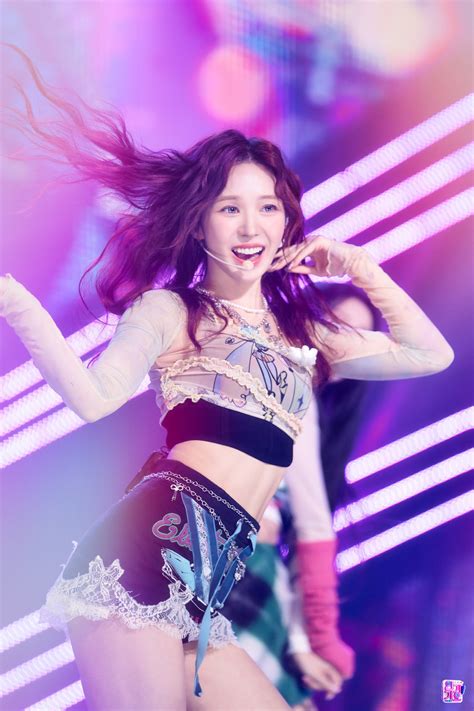 221211 Red Velvet Wendy ‘birthday At Inkigayo Kpopping