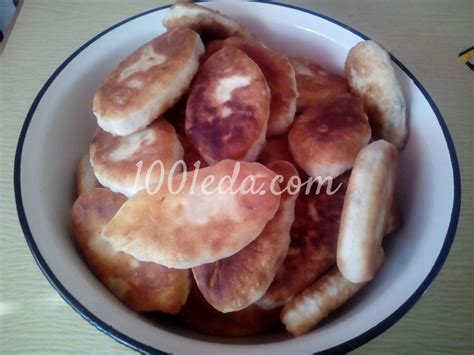 Жареные пирожки с грибами и картошкой - Жареные пирожки от 1001 ЕДА