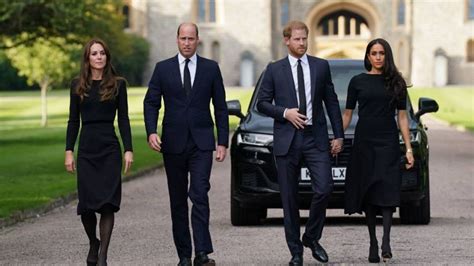 El Príncipe William Y El Príncipe Harry Se Reencontraron En El Castillo De Windsor Caras