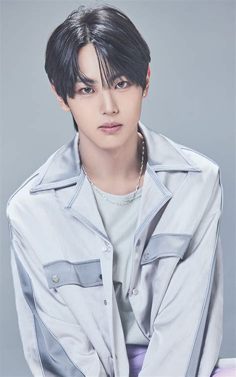 Isaac Kjrgl Official Hp