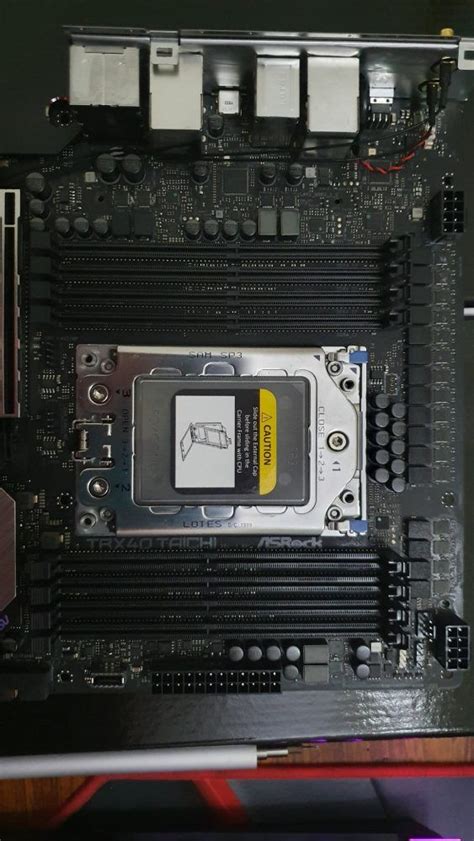 Amd Explica Por Qué Han Cambiado Al Socket Strx4 En Threadripper