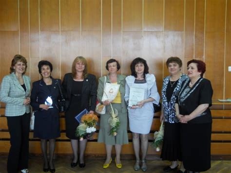 Наградени учители послучай 24 май Природо математическа гимназия „Васил Друмев“