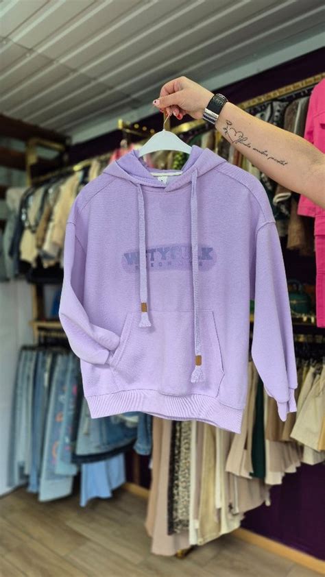 Дитячий одяг спортивні костюми худі куртки джинси футболки Стильний худі для дівчинки👌 120 ️