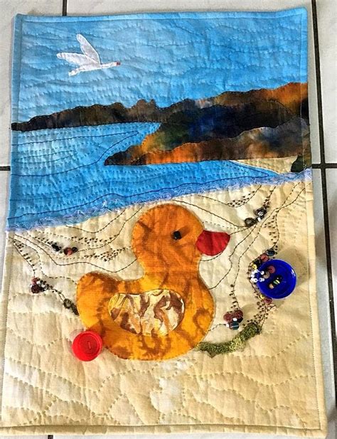 12 By The Dozen The Friendly Floatees By Beth