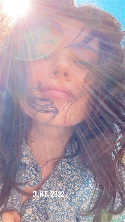 Katherine Langford Instagram Story 090322 Part 1 Rkatherinelangford