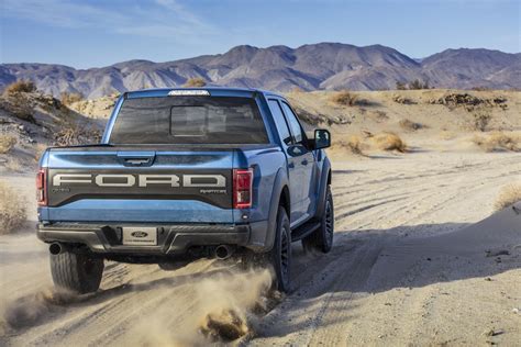 2019 Ford F 150 Raptor Gets Smart Fox Shocks And Trail Control
