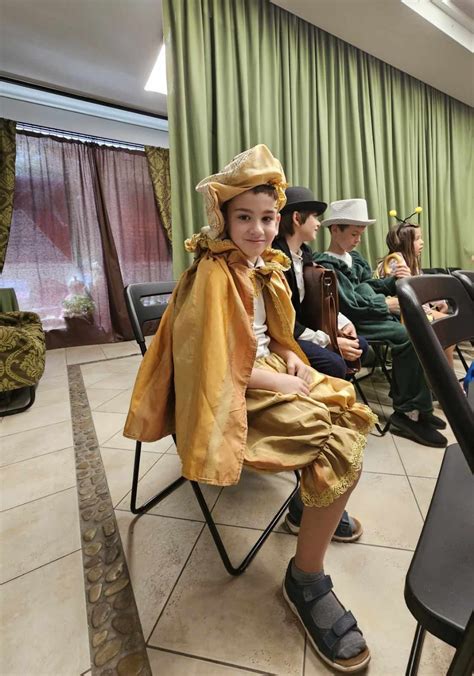 Фондация „Открито сърце“ Спектакъл Палечка за Деня на детето