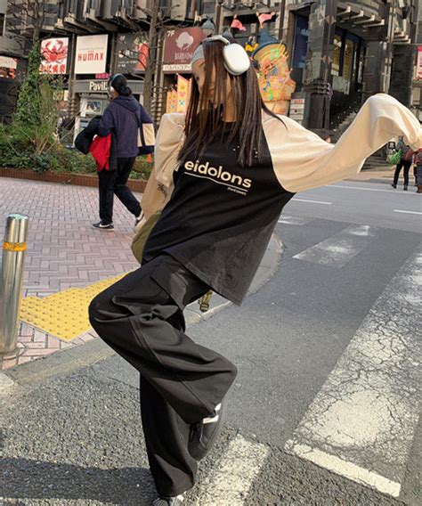 [모코블링] 싸커캠프 배색긴팔티 나염티셔츠 레글런카라 에이블리