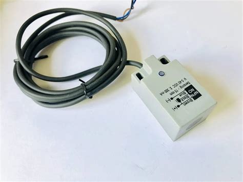 Sn04 N Dc 10 30v Npn 3 Wire 4mm Sensor At Rs 600piece Inductive Proximity Sensor In Surat