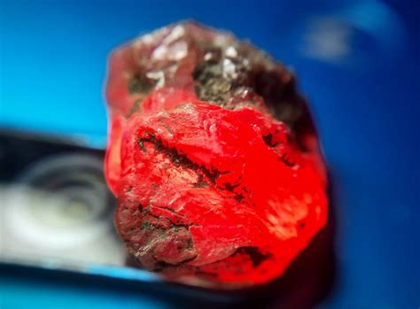 31 5 Cts Untreated Vietnam Crystal Ruby Rough 6 3 G Auction Online Catawiki