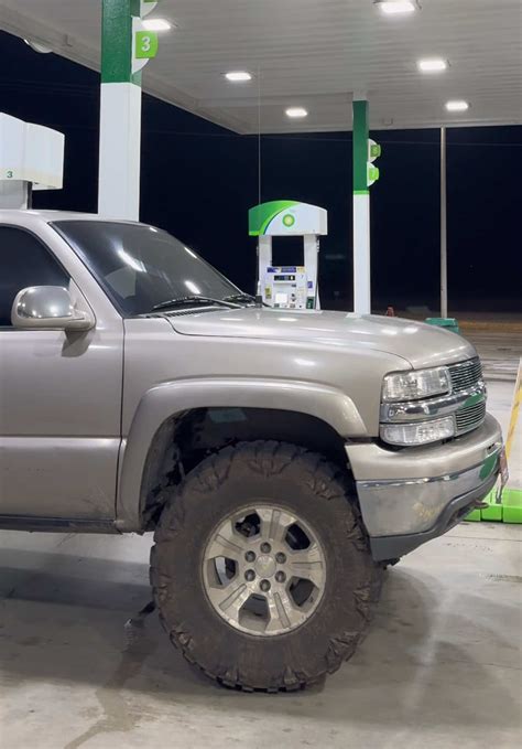 Exploring Gmt800s And Mud Grapplers In Bubba Trucks Tiktok