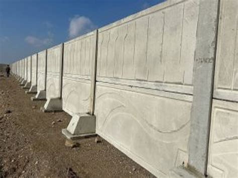 دیوار محوطه پیش ساخته بتنی شهرداری بناب