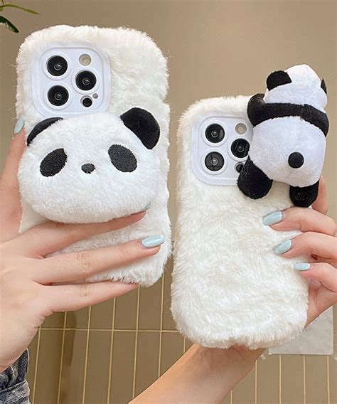 팬더 인형 피규어 캐릭터 판다 입체 겨울 퍼 털 뽀글이 후리스 아이폰 15 14 13 12 Pro Max 케이스 에이블리