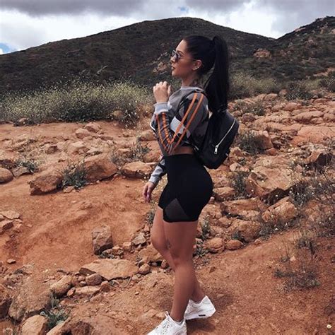 Valérie Cossette Valeriec • Fotos Y Vídeos De Instagram Fotos