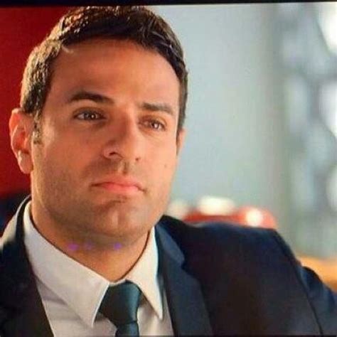 خاص لها الفنان محمد نور لا يستطيع الخروج من منزله ماذا أصابه؟ Laha Magazine