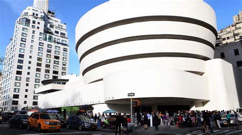 Does The Guggenheim Museum Have Art On Display Gqbt