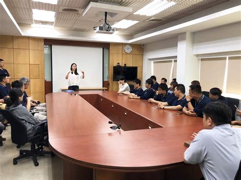 Photo 耀維職業健康顧問有限公司。特約職護 特約臨場服務 專業職業健康護理師 安全衛生法職安衛危害預防顧問公司