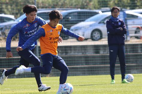 モンテディオ山形広報／montedio Yamagata On Twitter そして、本日の練習公開には100名弱の方々が駆けつけて