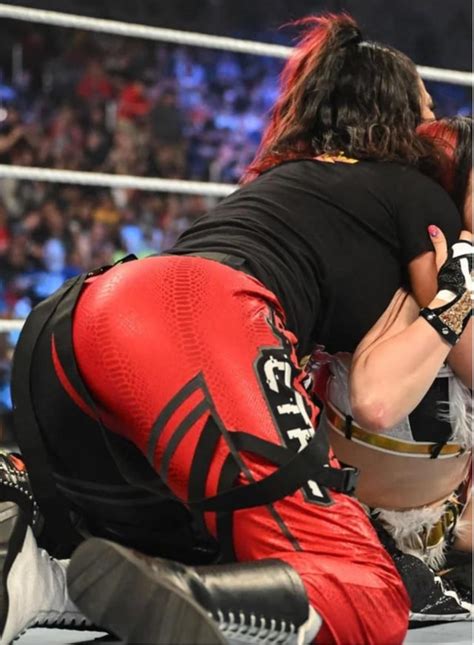 Bayley Has The Best Ass In Wwe R Bayleybooty