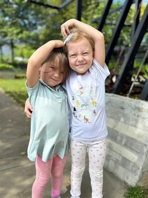 6 Gaya Menggemaskan Kedua Putri Marissa Nasution Yang Punya Warna Mata