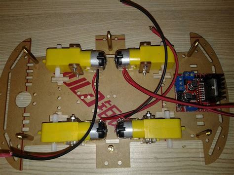 โปรเจค หุ่นยนต์ควบคุมด้วยเสียงพูด arduino speech module