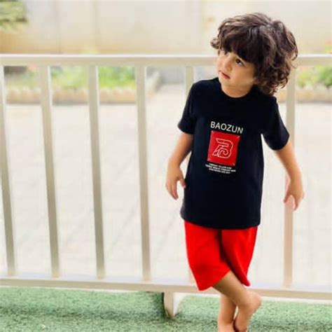 ‎لباس بچگانه شیک و پیک بجنورد‎ ‎ست تیشرت و شلوارک اسپرت فوق العاده با