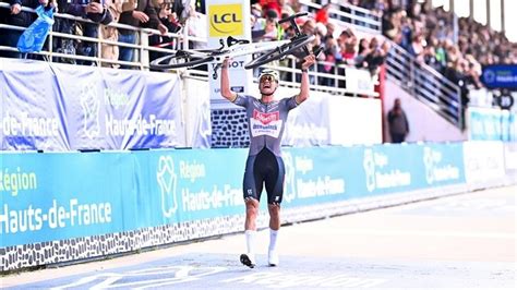 Paris Roubaix 2025 Philippe Gilbert Serait Arrivé Hors Délai Avec Son Chrono Victorieux En