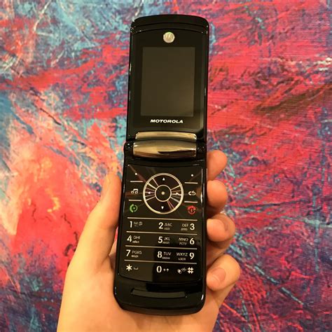 Motorola Razr2 V8 Raritymobile