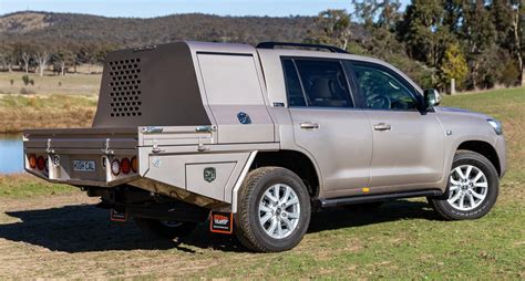 Toyota Landcruiser Chopped 200 Series Gold High Calibre Customs