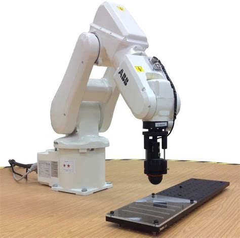 Tactile Quality Control Robot Comprising A Tactile Fingertip The