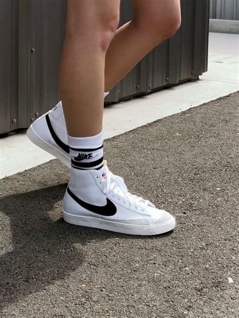 How To Style Nike Blazers For Women 25 Outfit Ideas Sarah Scoop