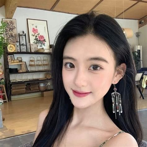 Yoyo Luv 1966 • Threads Say More